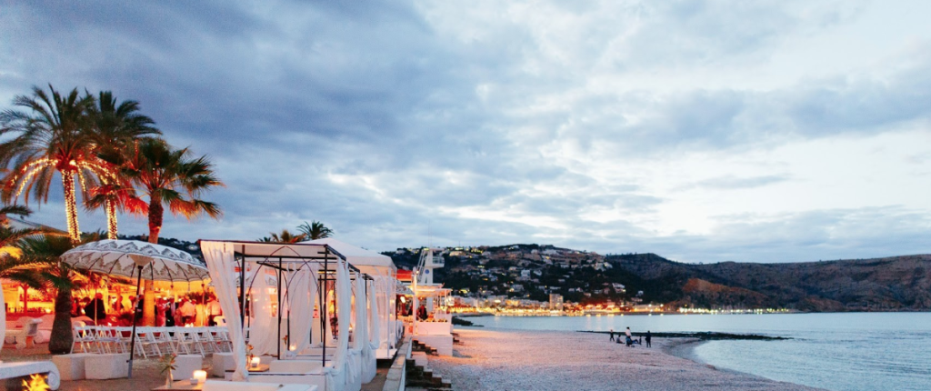 Best Beach Clubs in Alicante for a Luxurious Day by the Sea - mar ...